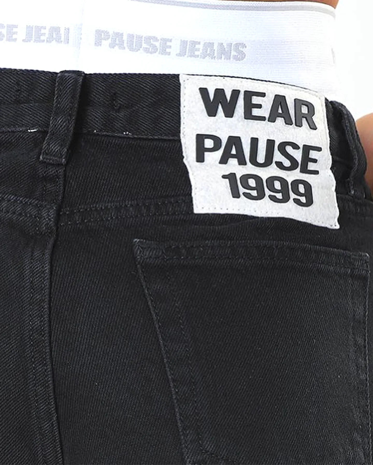 Pause Jeans, Облекло | Профил в LocalStore.bg